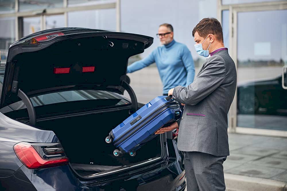 Everything to Know About Booking a Professional Car Service | 365 ...